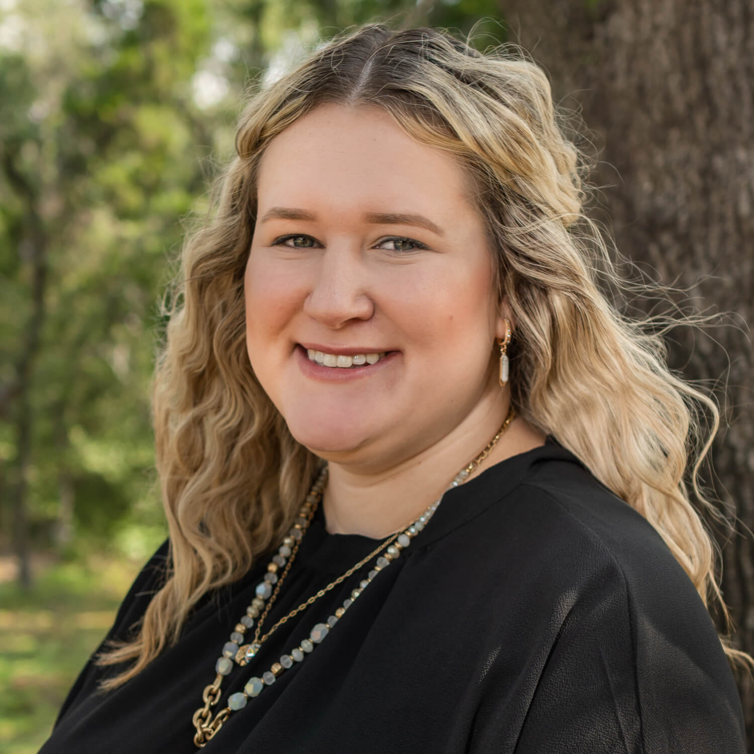 Us | Meet the Studio ELES Team